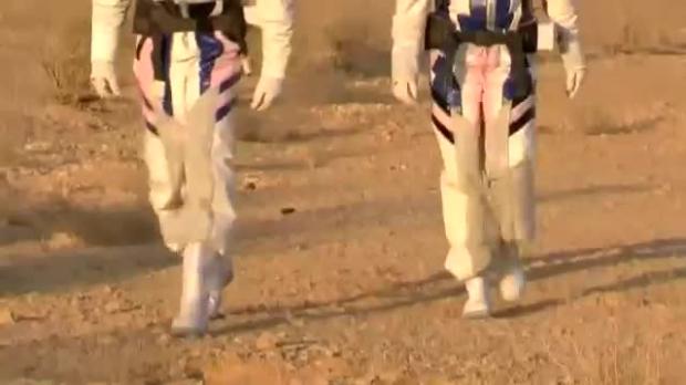 Researchers practice living on Mars in Israel's desert