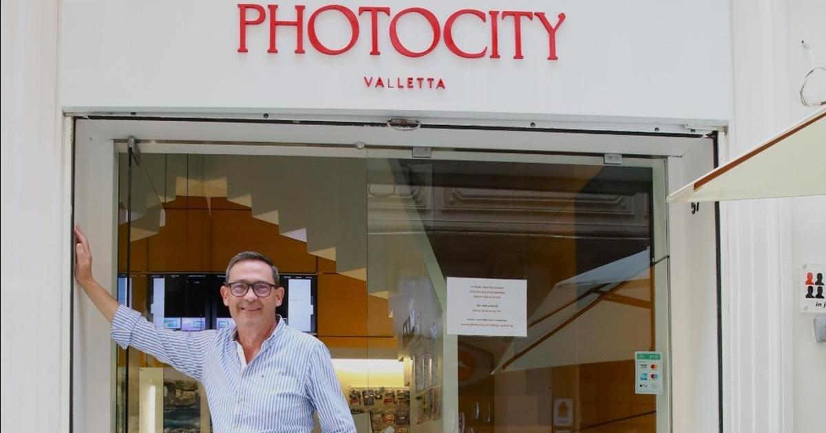 Valletta’s last photo shop to shut its doors on Christmas Eve