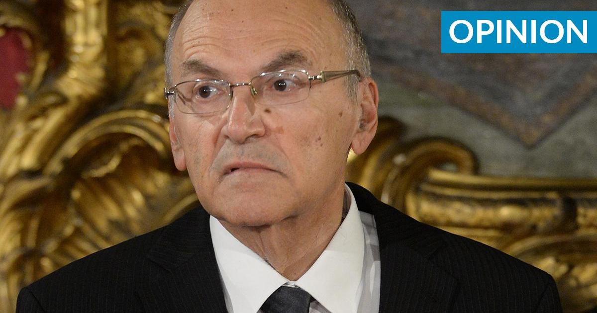 No sign of additional income sources in Galdes tax returns