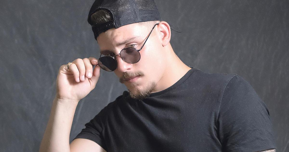 Rapper Owen Leuellen performing for free in Valletta today