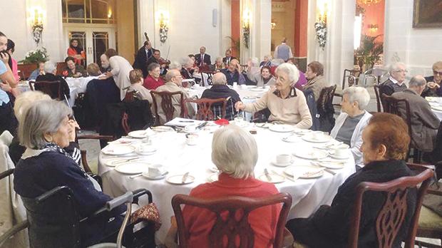 Regular social outings for residents