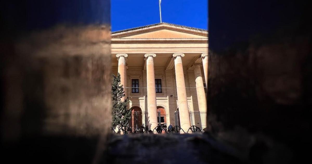 Man gets suspended sentence over possession of child sex abuse material