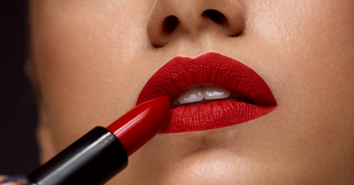 Watch: The seductive power of red (ARTE)