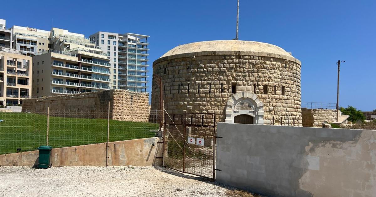 Take back Fort Tigné before Portelli gets it, Momentum urges government