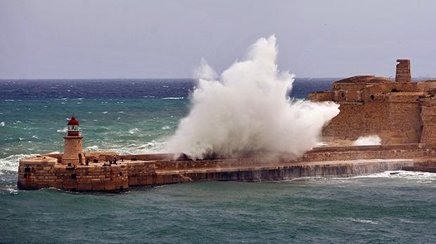 Very strong wind warning until 11pm, possible 'Medicane' close to Malta