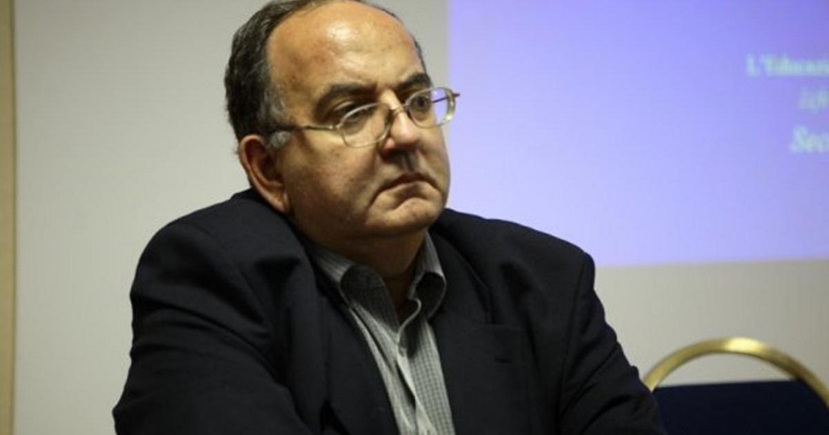 Academics rally in support of Peter Mayo after full-time role cut down