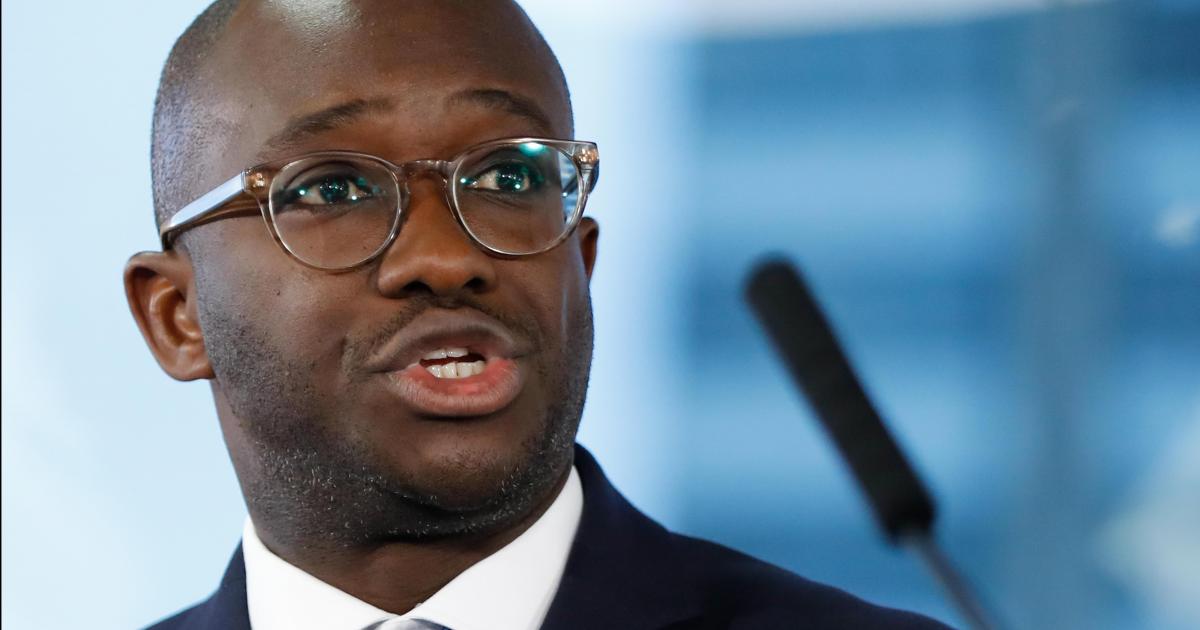 Former Tory MP joins Liberal Democrats