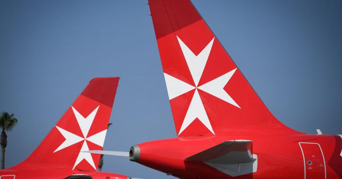 KM pilot delayed Rome flight to wait for colleague on holiday