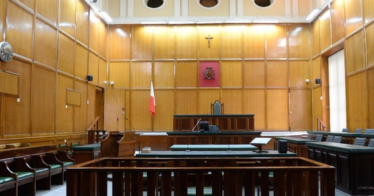 Woman re-arrested after breaching bail conditions