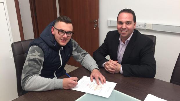 Live Football Transfers on Deadline Day