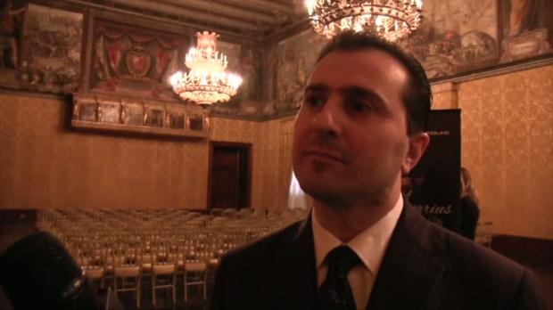 Notes of rare Stradivarius violin fill Grandmaster's Palace corridors