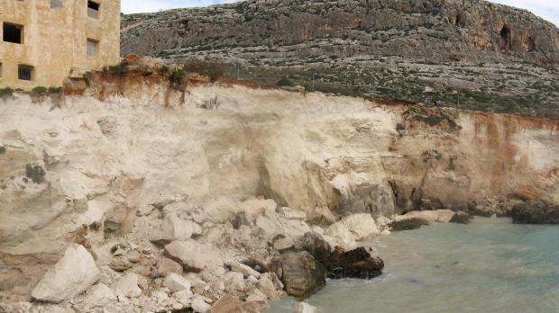 Cliff-face collapse at Ghar Lapsi