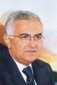 Dalli promises to step down after ten years if elected PN leader