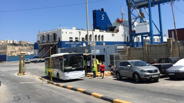 New route buses arrive from Turkey; start being put into service