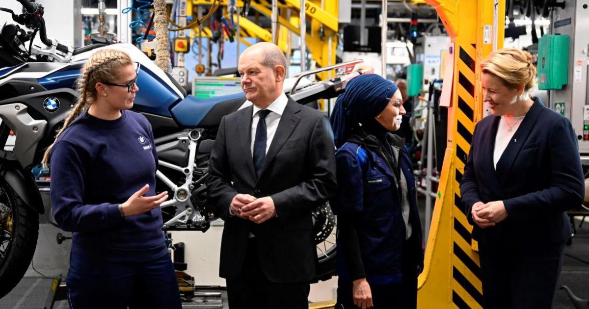 German business morale improves again in March
