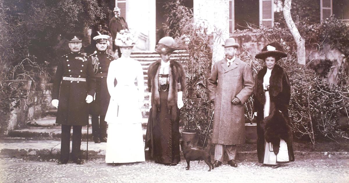 In pictures: Feathered hats in Malta’s early fashion