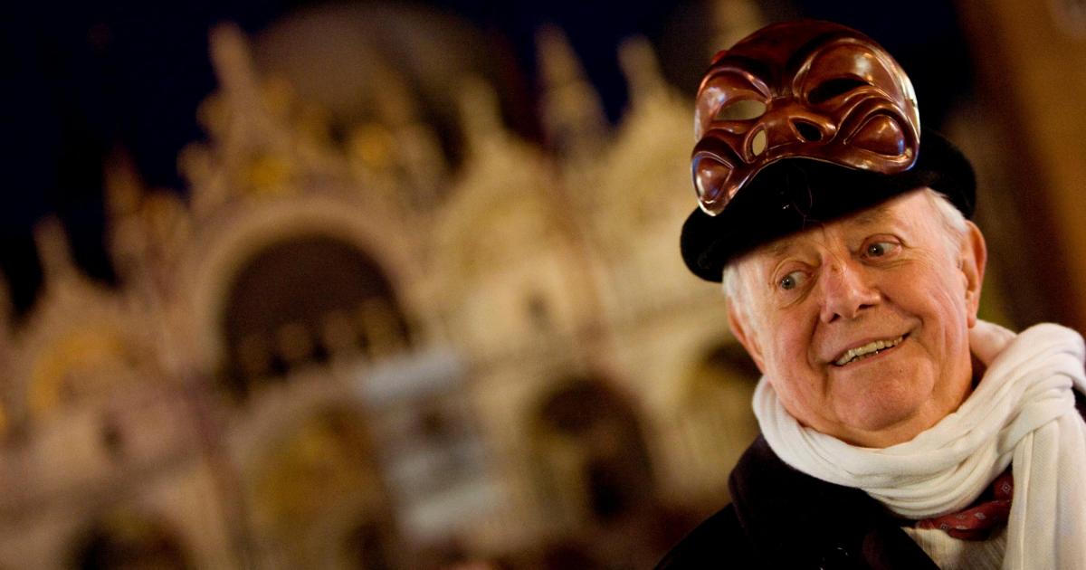 Dario Fo, legendary playwright and actor, dies