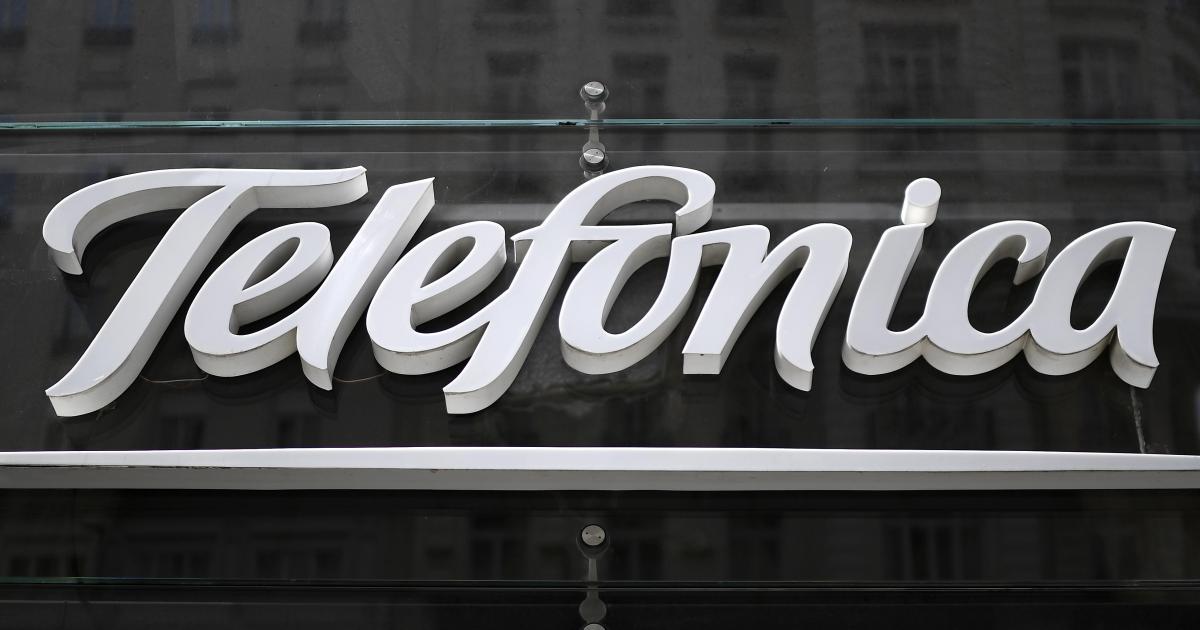 Telefonica sells mobile phone masts in Europe, Latin America for €7.7bn