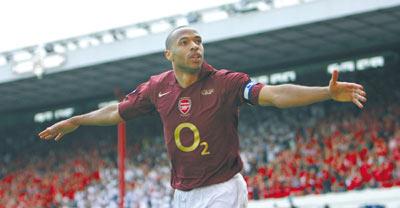 Henry first Premier player to score 100 goals at one ground