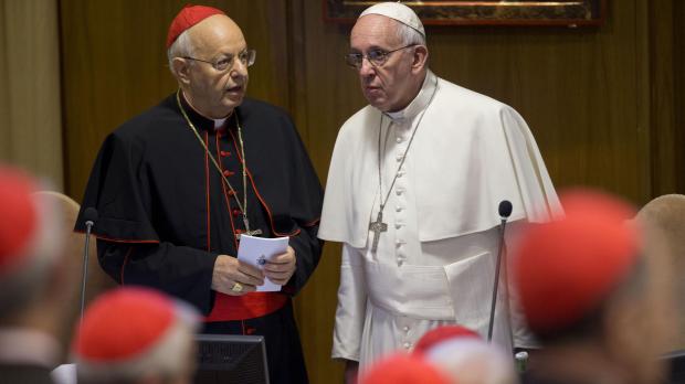 Pope Francis visits Vatican's new homeless shelter