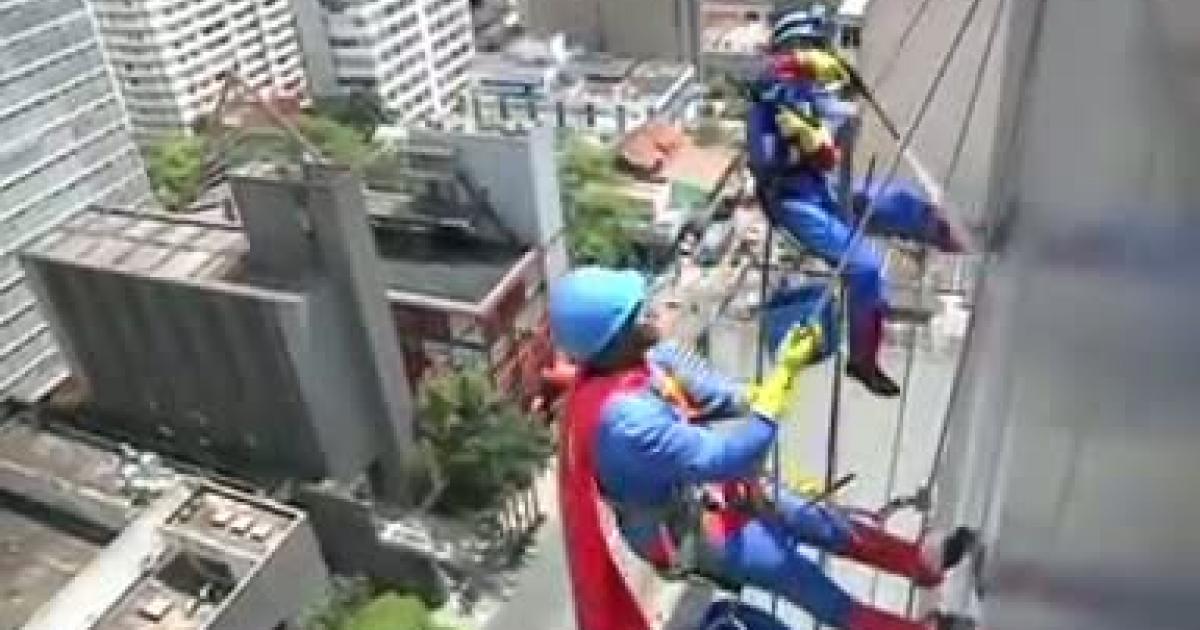 Superhero window washers wow sick kids