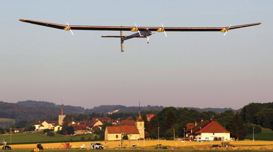 Solar plane sets out on historic flight