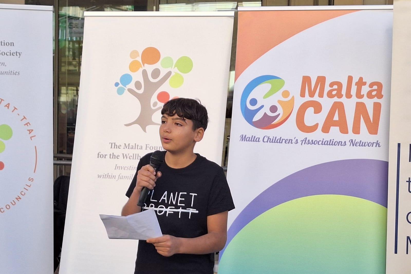 Children march through Valletta in first-ever peace march