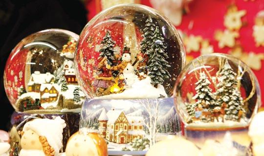 Snowglobes: A century-old ­Viennese ­invention?