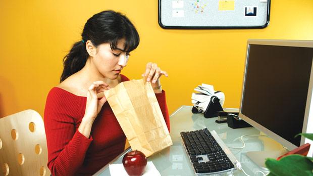 Manners: how to grab a quick bite to eat at your office desk