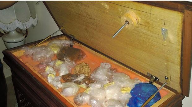 Police find stash of drugs hidden in coffer