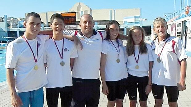 More records for swimmers
