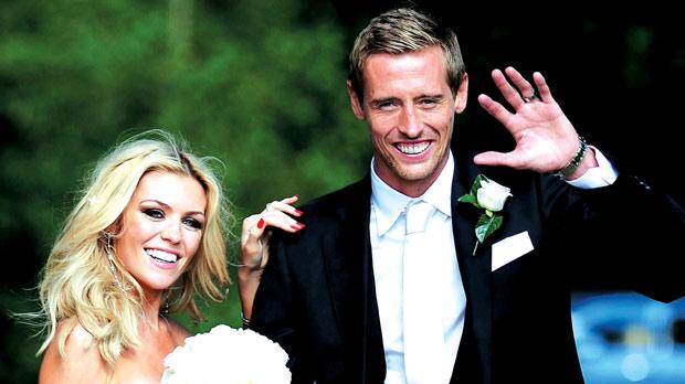 Football star Crouch marries television star